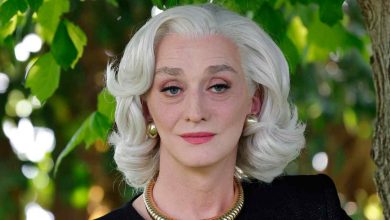 Drusilla Foer, pantaloncini ed eleganza: la conduttrice (anche questa ...